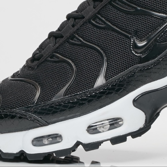 Nike | Shoes | Nike Air Max Tn Snake Skin Print | Poshmark